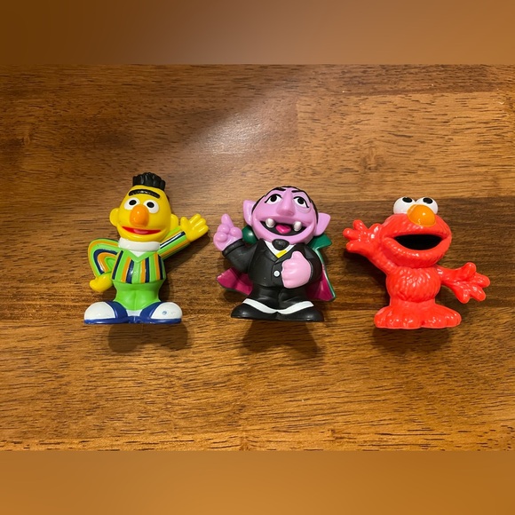Sesame Street | Toys | Sesame Street Character Toy Set Bert Elmo The ...